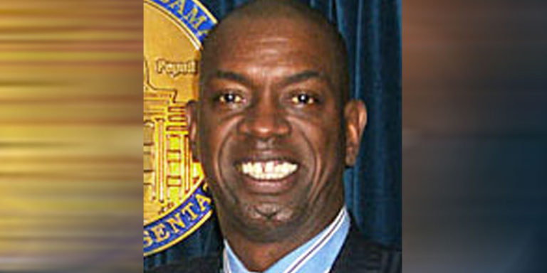 Prosecutors seek 33 months in prison for Oliver Robinson - Yellowhammer ...