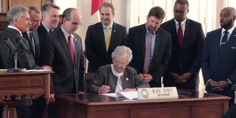 Rebuild Alabama Act signed into law - Yellowhammer News | Yellowhammer News