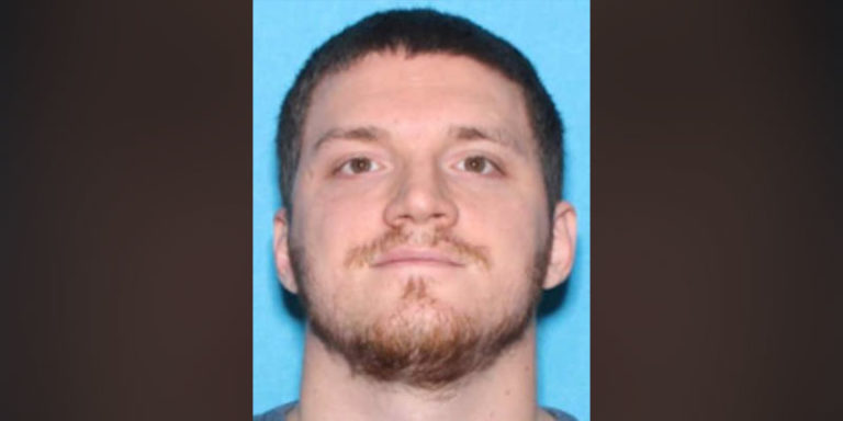 Grand jury gets case of soldier charged in Auburn officer's killing ...