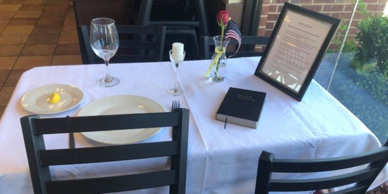Alabama Chick-fil-A location honors soldiers with 'missing man table ...