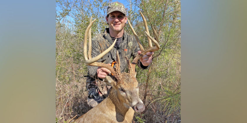 Park perseveres to bag big Gee's Bend buck - Yellowhammer News