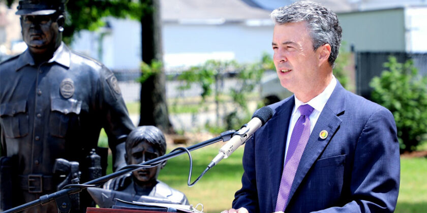 Auburn economist: How AG Steve Marshall is protecting Alabama's economy ...