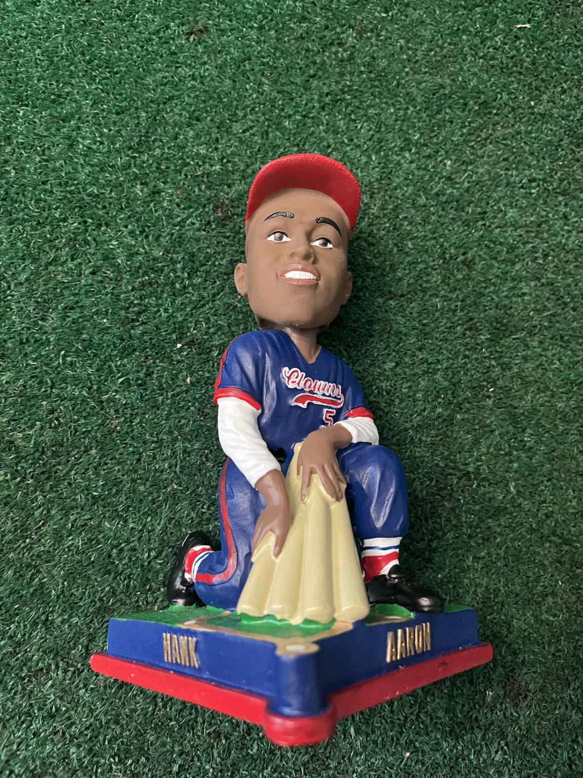 Exclusive collection of baseball bobbleheads are rounding the bases for ...