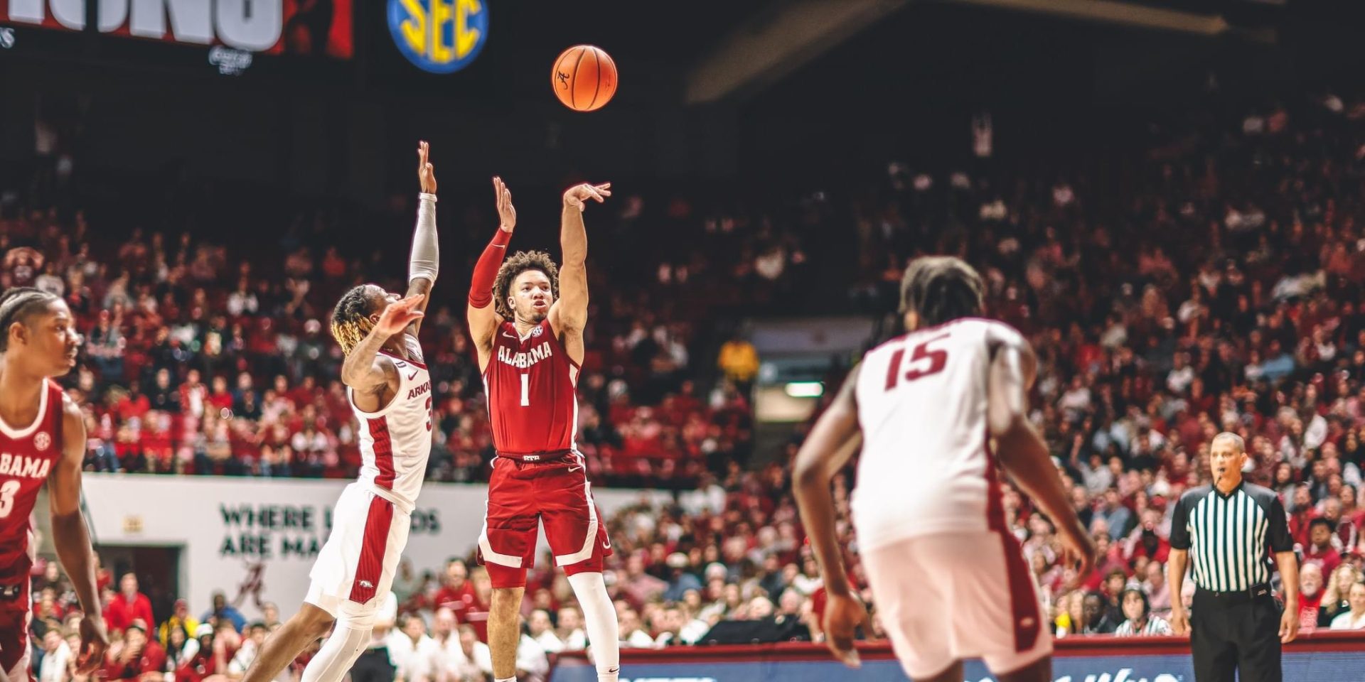 Hog Wild: Alabama puts down Razorbacks to clinch double-bye in SEC ...