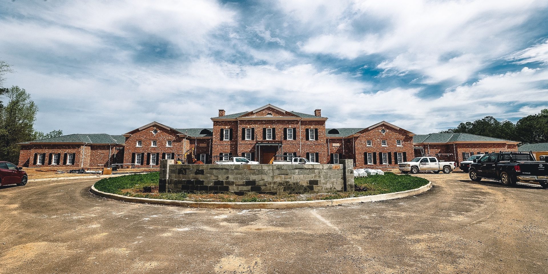 Is UA Golf building a giant frat house for their players ...