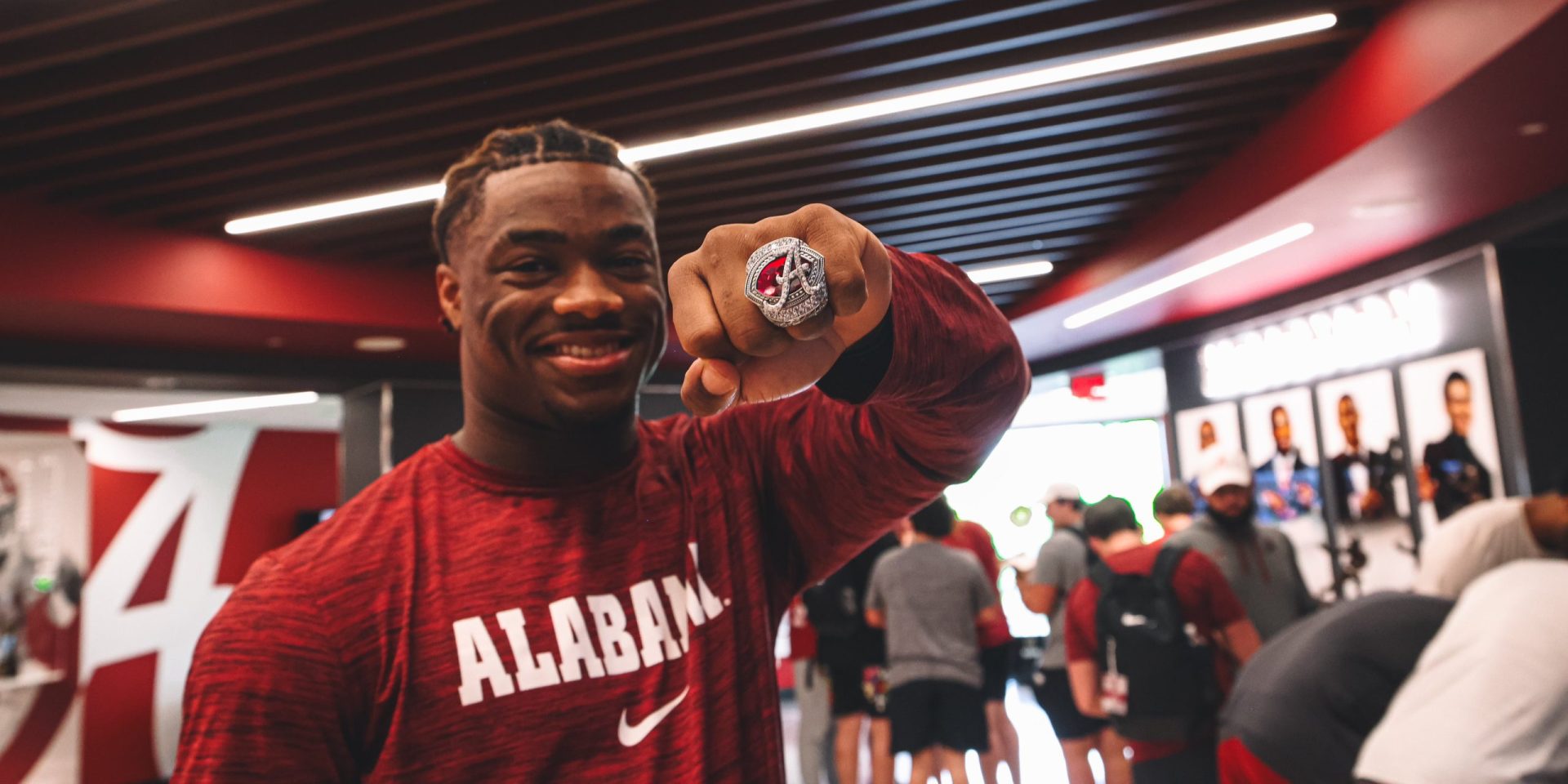Saban's final ring: Crimson Tide receive SEC Championship jewelry ...