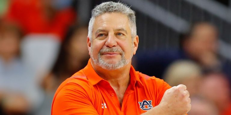 Bruce Pearl Becomes Auburn S All Time Wins Leader With Victory Over