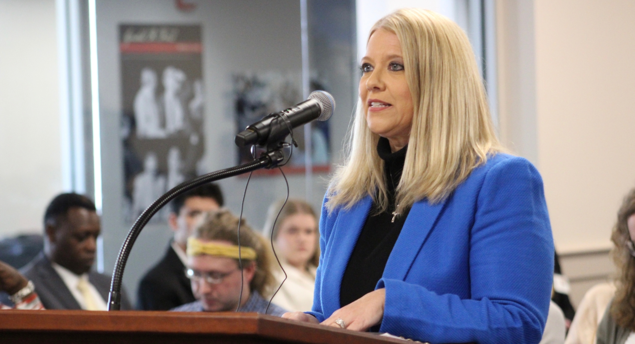 Alabama Senate votes to define only two genders into state law – ‘Men ...