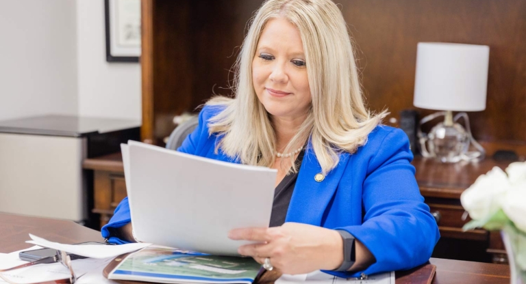 State Sen. April Weaver tapped to co-chair rural roadmap healthcare ...